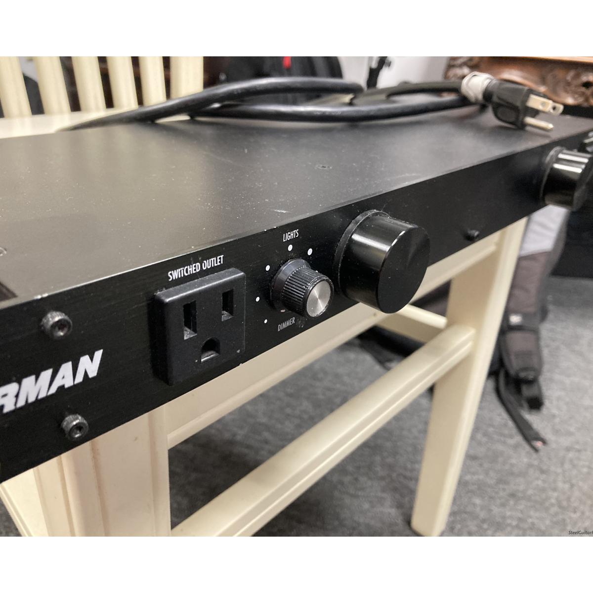 Furman M-8LX Acondicionador de ENERGIA con luces ajustables